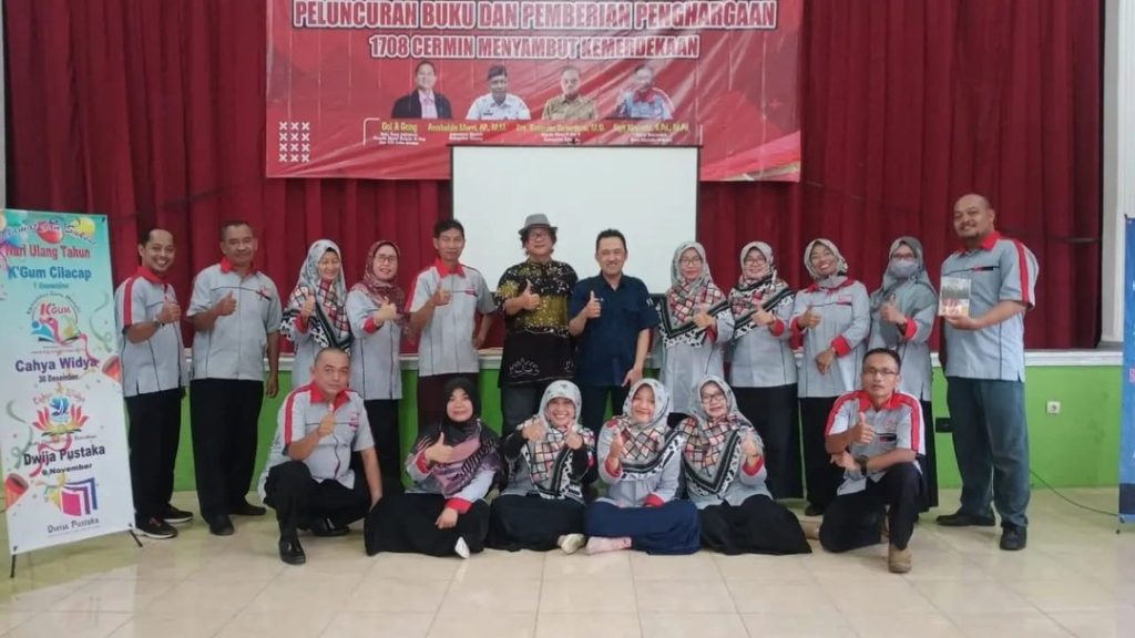 Hari ke-3 Kegiatan Duta Baca Indonesia bersama SIP Publishing - SIP ...