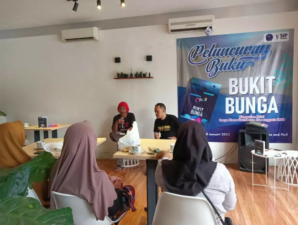 Peluncuran Buku Bukit Bunga - SIP Publishing